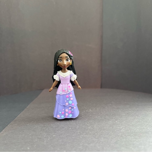 Disney | Other | Encanto Isabel Madrigal Figurine 3 Tall Toy Cake ...